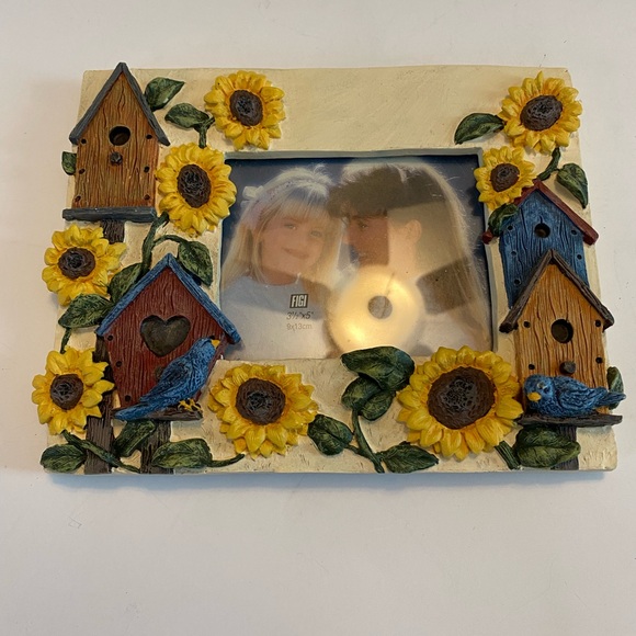 Figi | Accents | Figi Birdhouse Sunflower Picture Frame 35x5 Stand Up ...